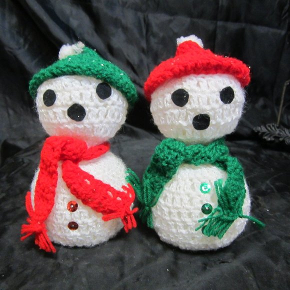 HAND MADE HOLIDAY DECOR | Holiday | Vintage 8s Hand Made Crocheted ...